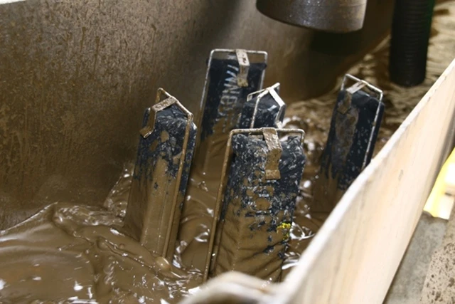 Ditch Magnet- Magnetic Mud Filter™ - Innovar